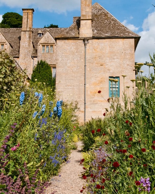 Exploring the Village of Snowshill in The Cotswolds, England (2024 ...